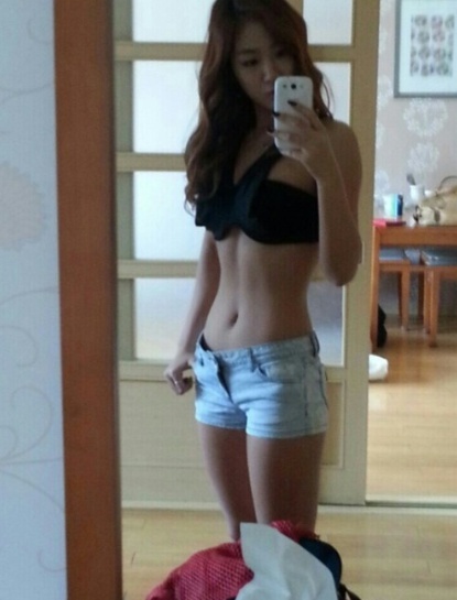 가요계 명품 복근녀 부문 Top 7 : MLBPARK