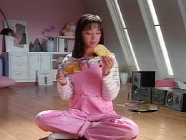 [추억의CF] 김희선, 신해철 - 롯데삼강 꽃게랑 / 15s. 1992 : 네이버 블로그