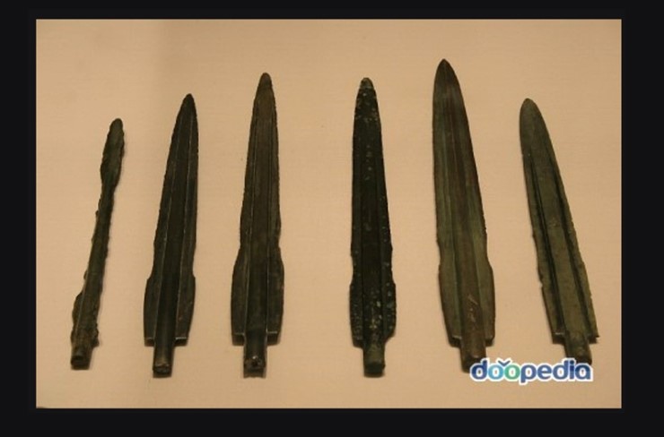 청동기 사진자료 반달돌칼 비파형동검 청동거울 민무늬토기 고인돌 네이버 블로그