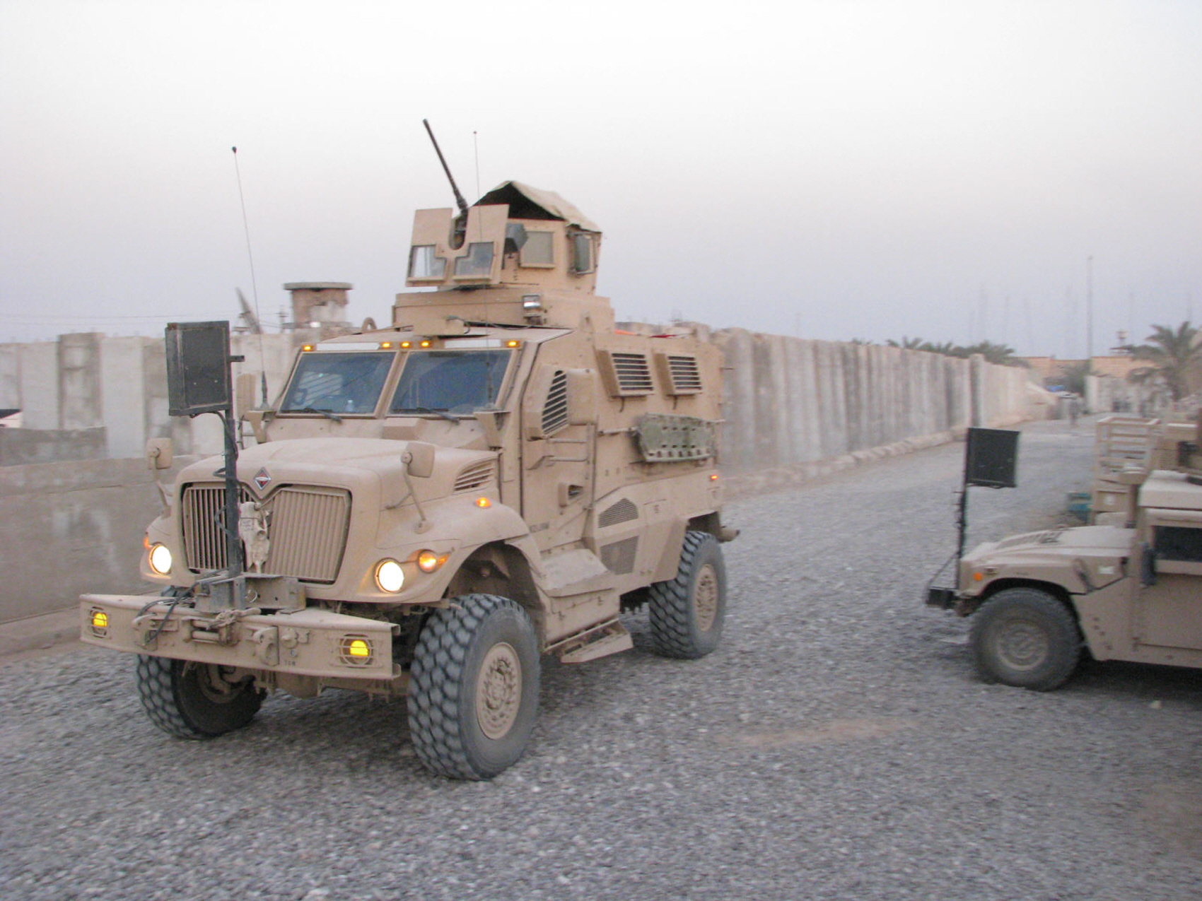 MRAP(Mine Resistant Ambush Protected vehicle:지뢰방호차량):Republic of South ...