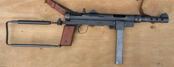 접으면 권총보다도 휴대하기 편한 기관단총: Erma / MGD PM9 Submachine Gun : 네이버 블로그