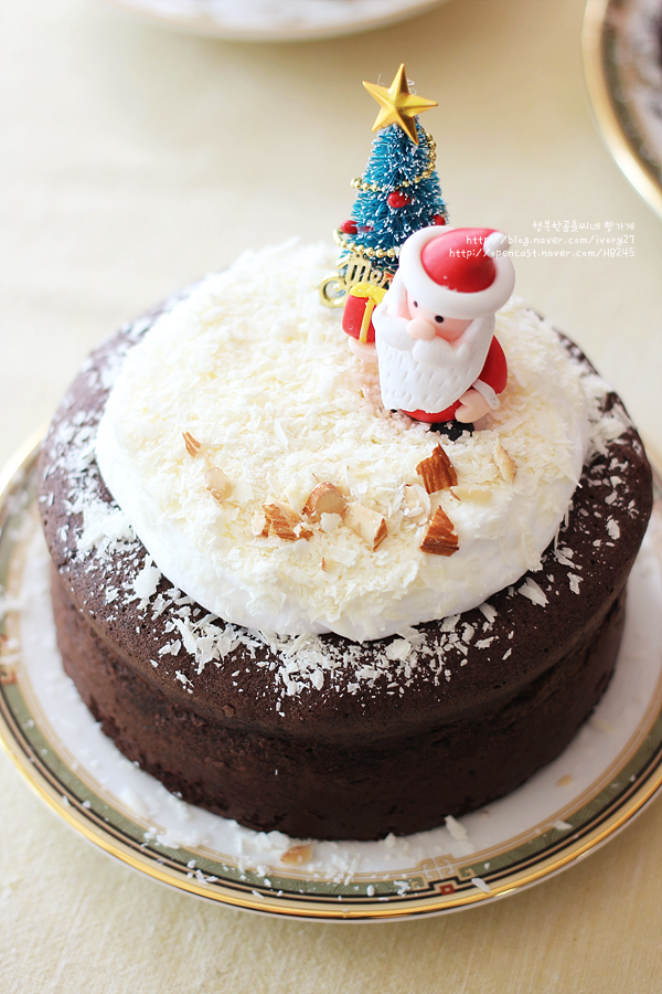 클래식쇼콜라케이크- 진한 초콜릿케이크, 크리스마스케이크만들기, 초보자를 위한 크리스마스 케익. - 10만개의 레시피, 메뉴판키친 요리판