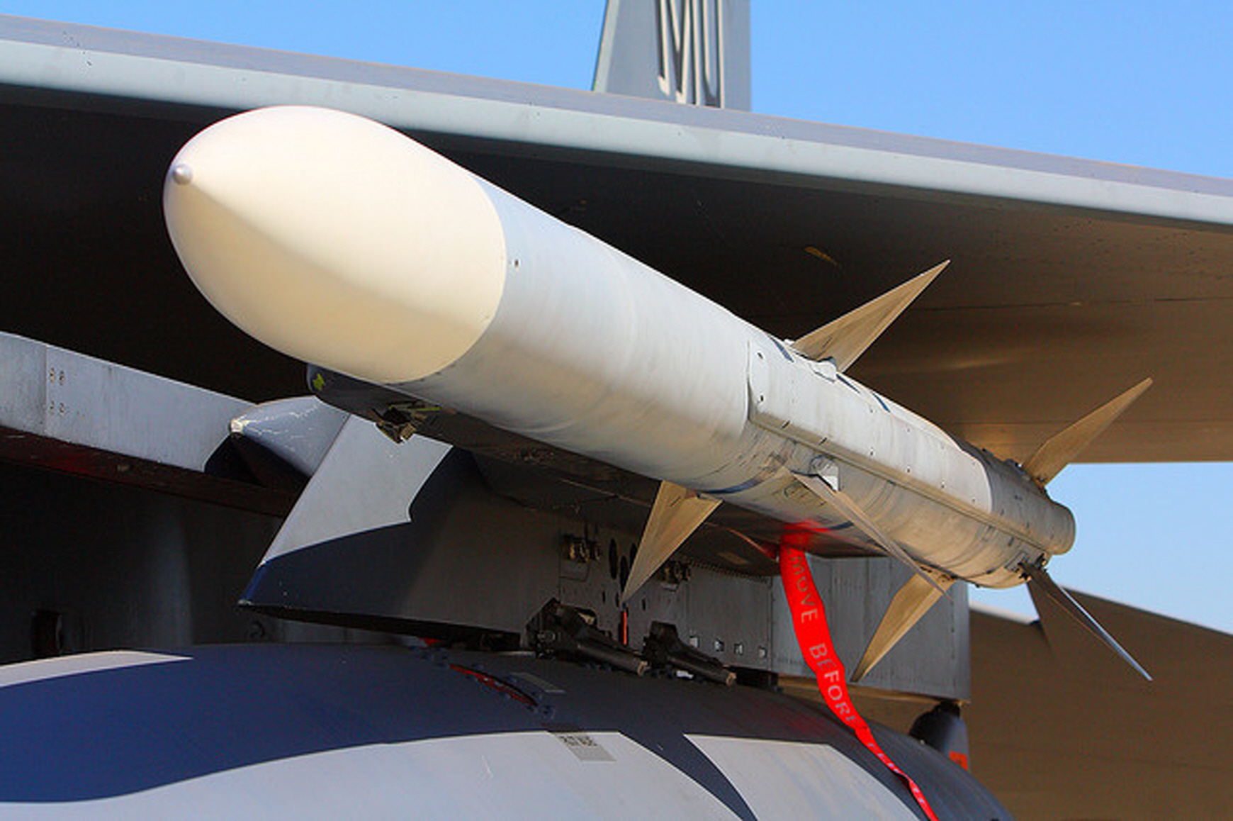 AIM-120 AMRAAM air-to-air missile (AIM-120 암람 공대공 미사일) : USA : 네이버 블로그