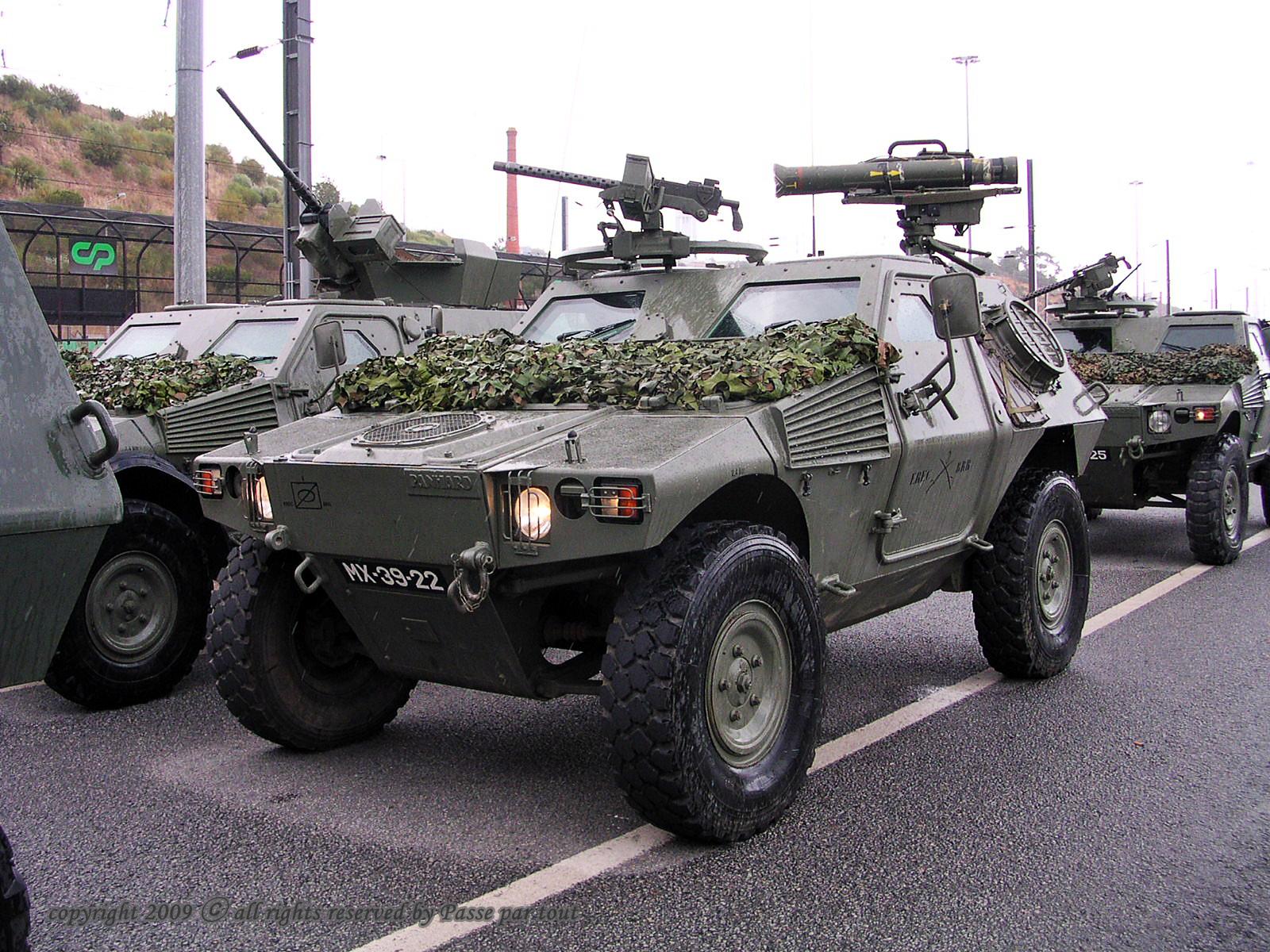 포르투갈의 Panhard M11 m/89 경장갑 고기동차 : 네이버 블로그