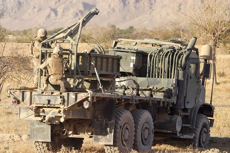 아프칸에서 M58 MICLIC으로 IED를 제거하는 보기드문 장면 : 네이버 블로그